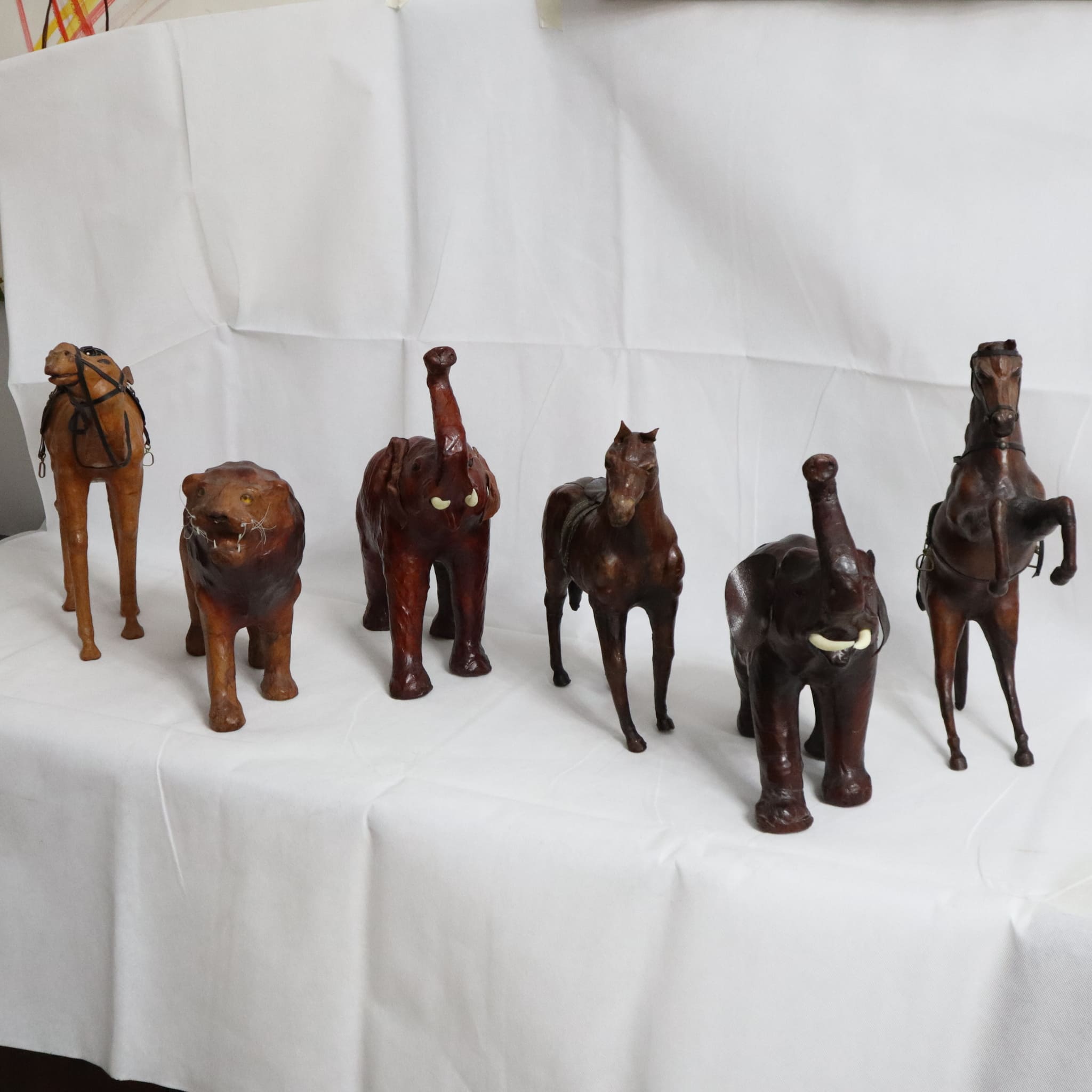 Ethnic Animal Set in leather, dromedary, lion, horses, elephants ...