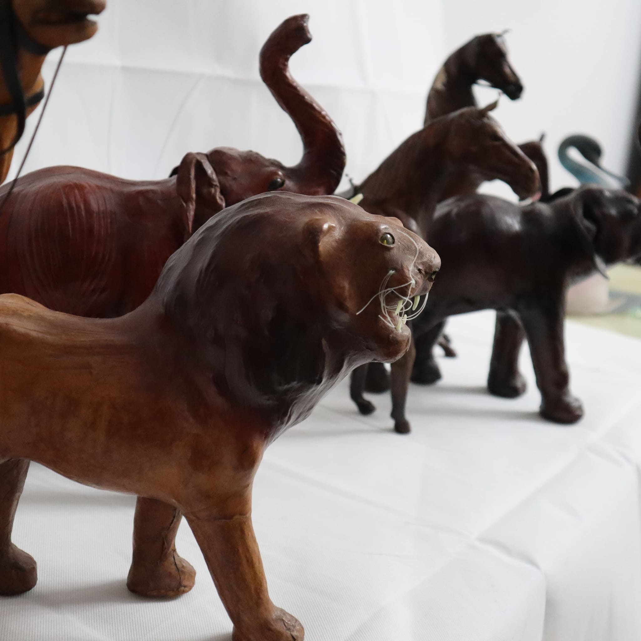 Ethnic Animal Set in leather, dromedary, lion, horses, elephants ...