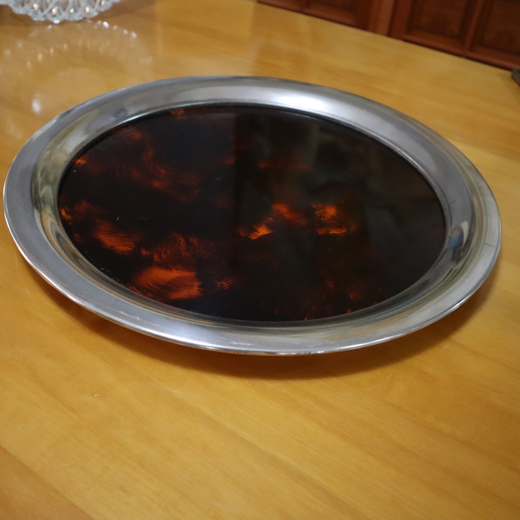 Round tray in bakelite and silver in fake turtle by Rede Guzzini 70s ...
