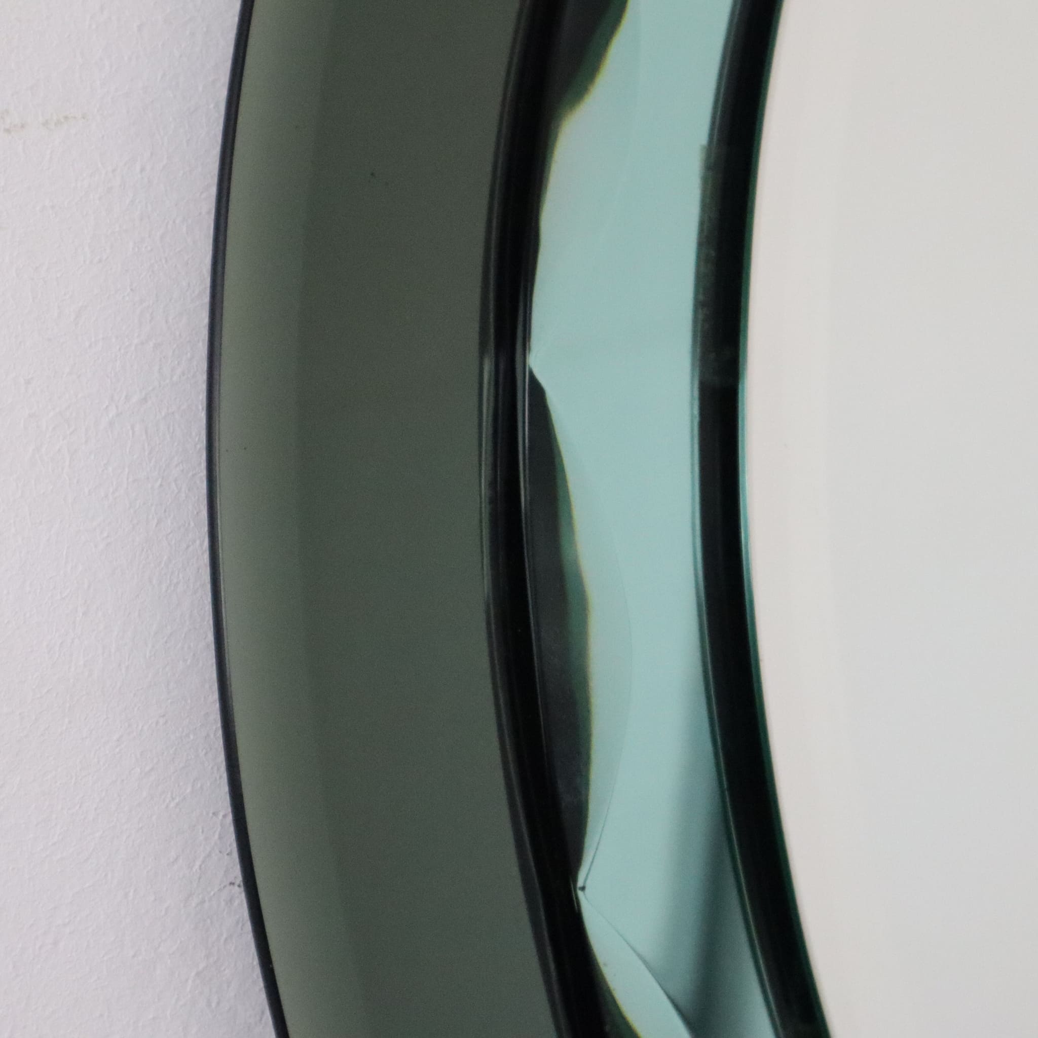 Specchio ovale tre livelli nello stile Cristal Art, Italia, anni 60 ...